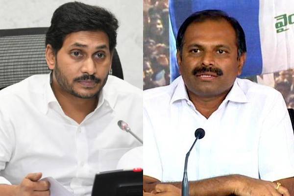జగన్ రెడ్డి వర్సెస్ శ్రీకాంత్ రెడ్డి - హైవోల్టేజ్ సీన్