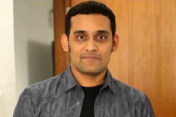 Mickey J Meyer Mass Song in Mr Bachchan gets huge response | తెలుగు360