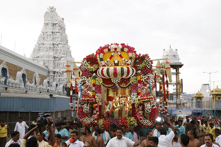 Day 4 : Godavari Pushkaralu Photos