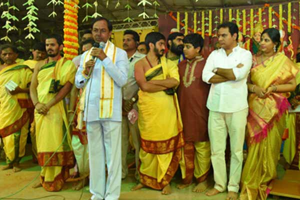 Prayuta Chandiyagam for lasting smile on the faces of T-people : KCR