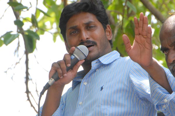Jagan Planning Eight Public Meetings in Defectors' Constituencies