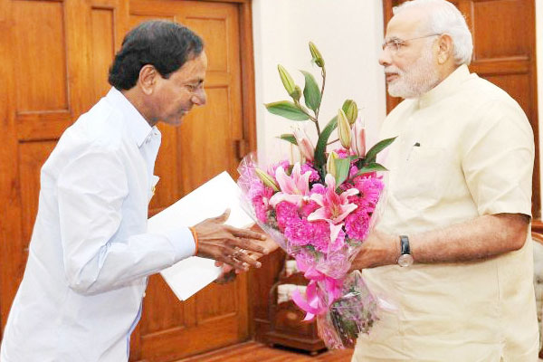 KCR calls on PM Modi, bats for Rs 30,571 crore package for Telangana