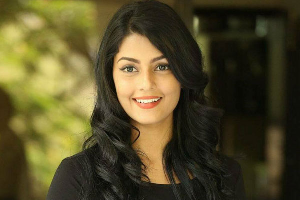 Anisha Ambrose quite excited about her role in Manamantha