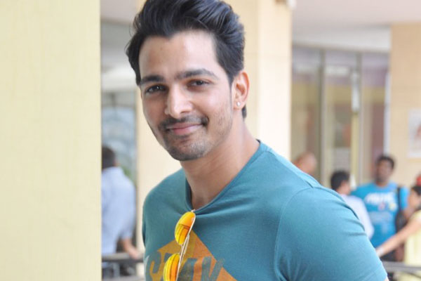 Harshavardhan Rane's struggles become a book now