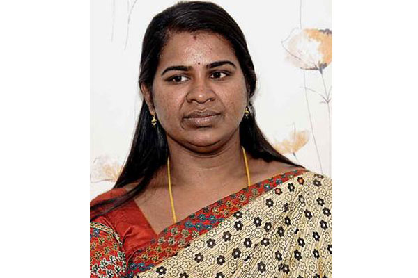 GHMC first Mayor Karthika Reddy’s halchal in Parliament house