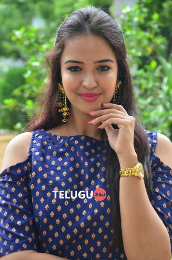 Poojitha Stills - Telugu 360