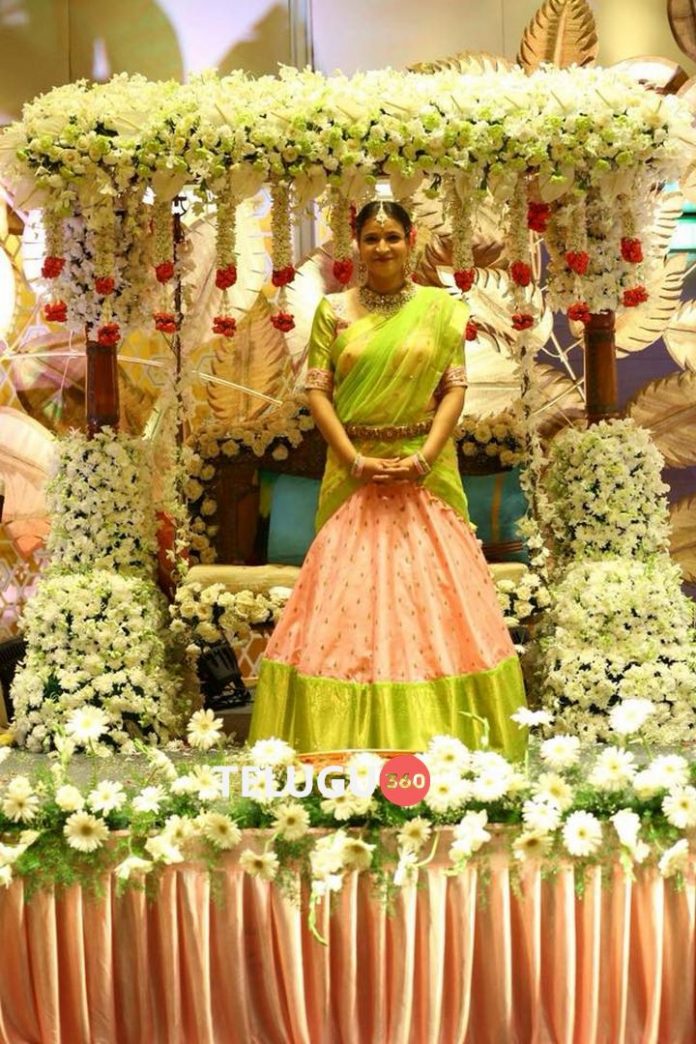 Mahesh Babu & his family at his sister Manjula's Daughter Half Saree ...