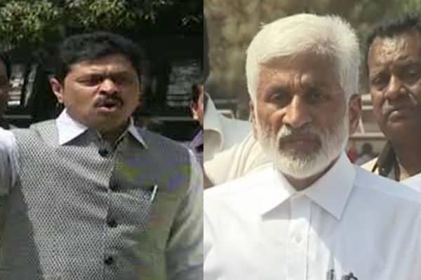 CM Ramesh – Vijay Sai Reddy touched the feet of PM Modi