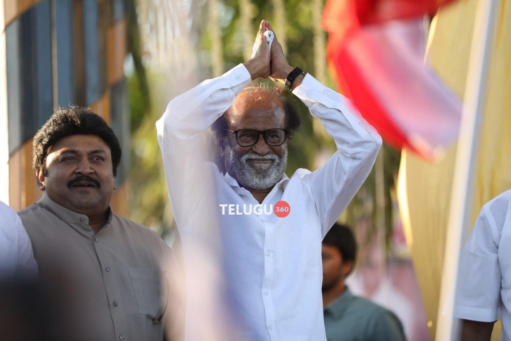 Rajinikanth Inaugurates MGR Statue