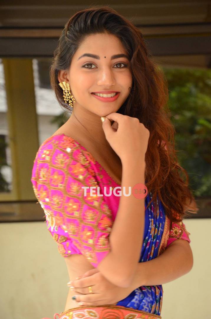 Sonakshi Singh Latest Stills