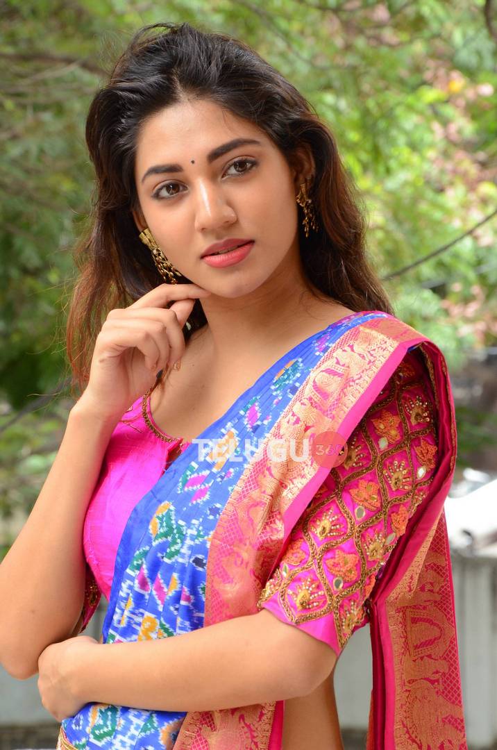 Sonakshi Singh Latest Stills