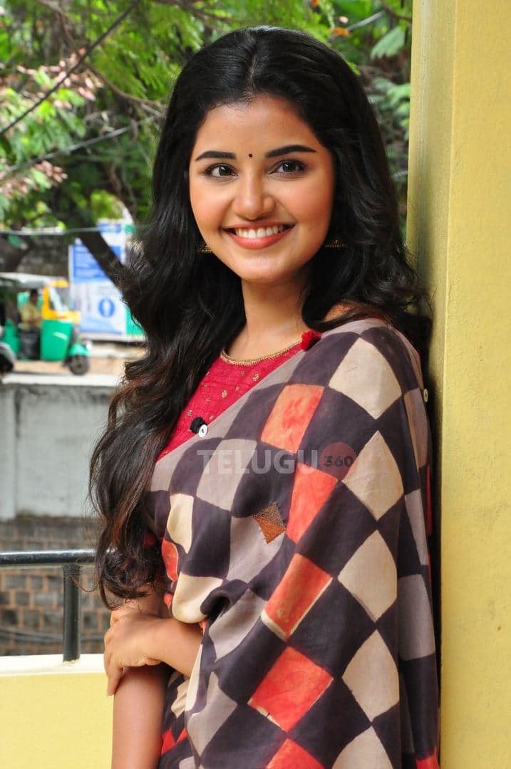 Anupama Paremeswaran Recent pics