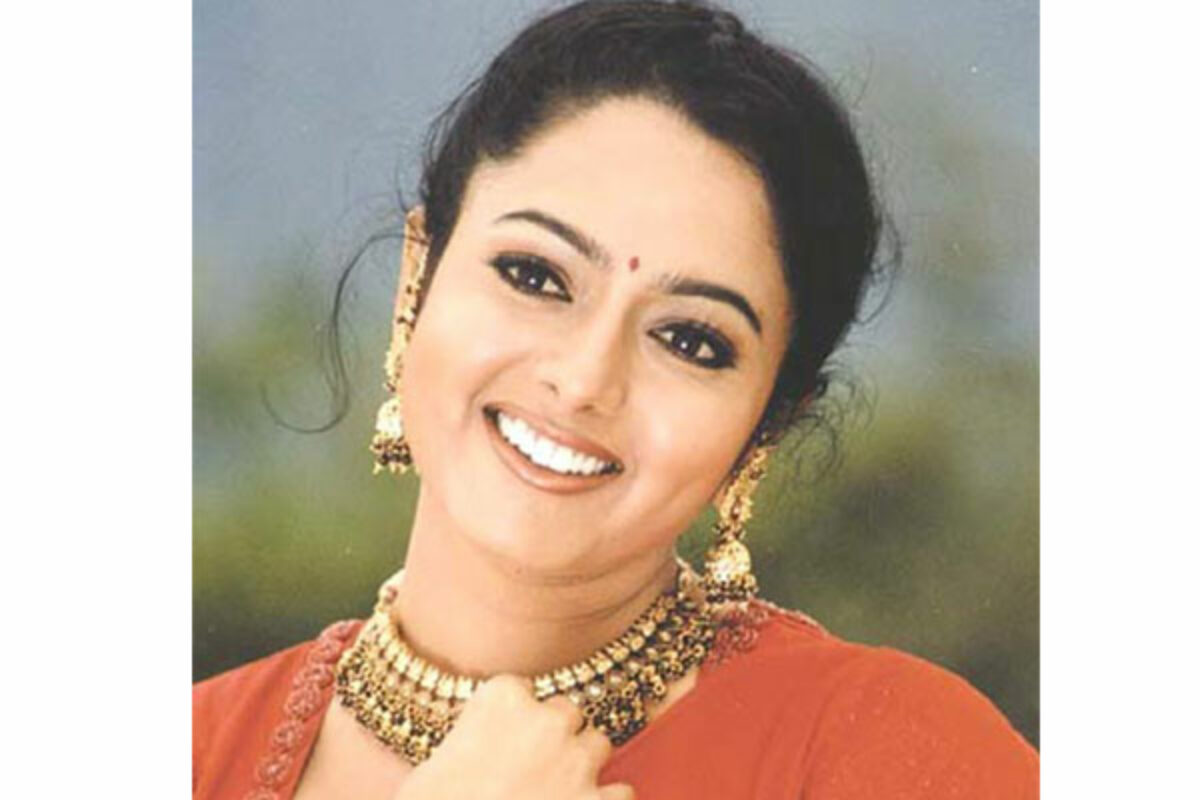 Soundarya In Anthapuram