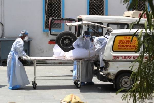 With record 108 Covid deaths on Tuesday, Andhra on the edge