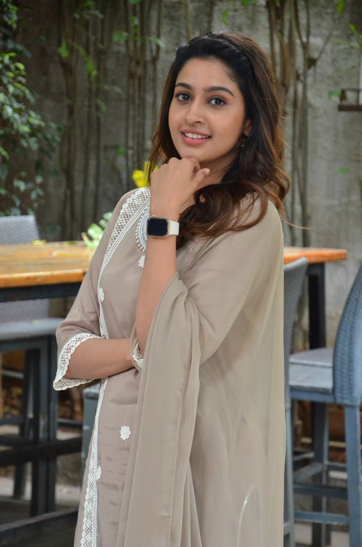 Latest Stills of Tanya Ravichandran