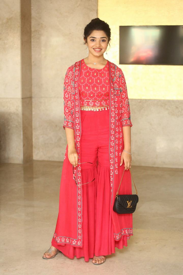 Krithi Shetty - Telugu360