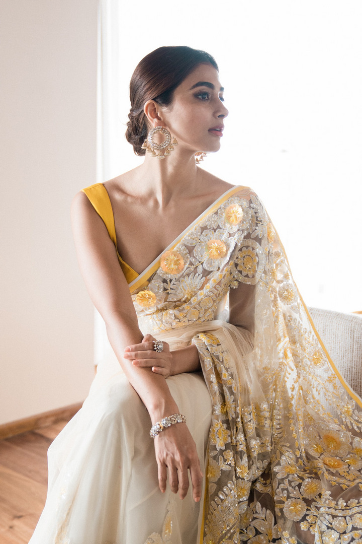 Gorgeous stills of Pooja Hegde