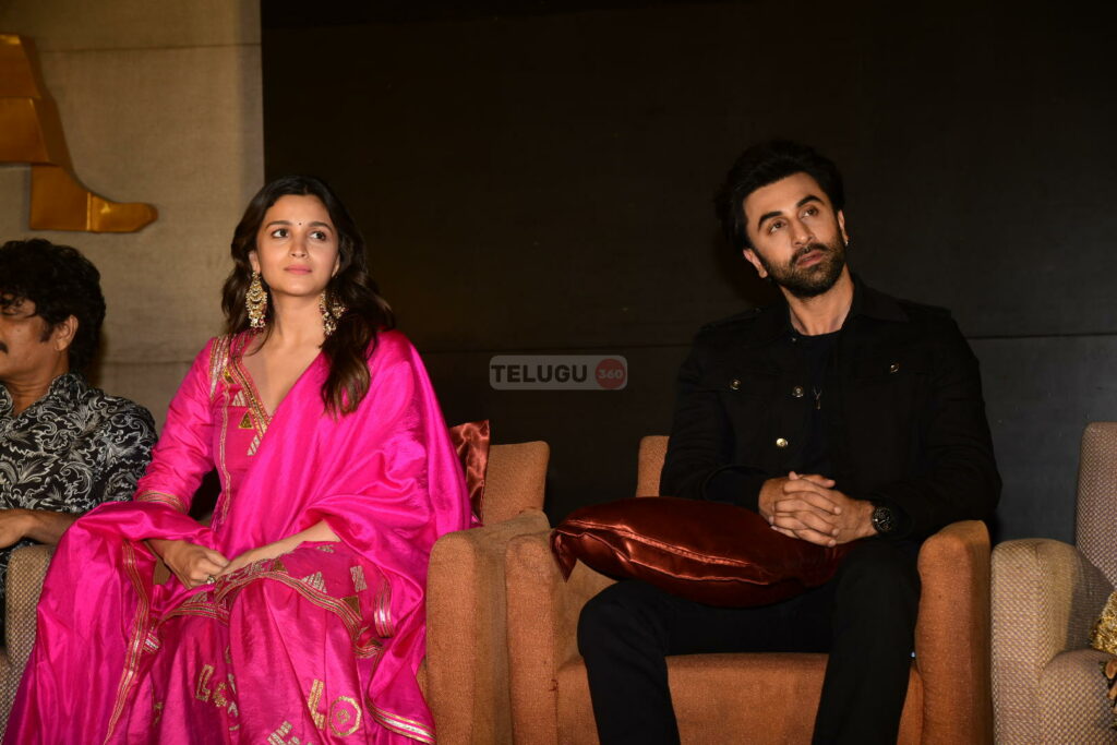 Photos: Brahmastra Press Meet - Telugu 360