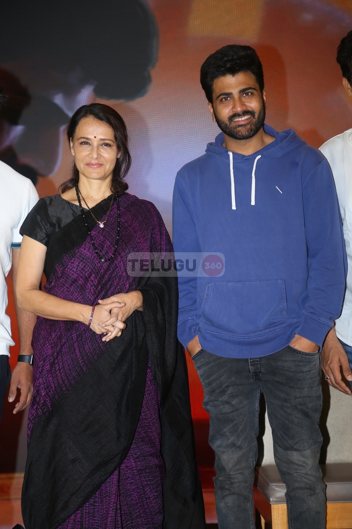 Oke Oka Jeevitham Movie Thanks Meet