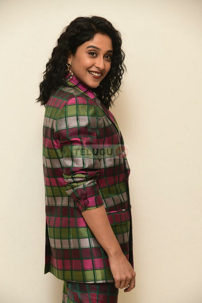 Photos: Shakini Dakini Pre Release Event