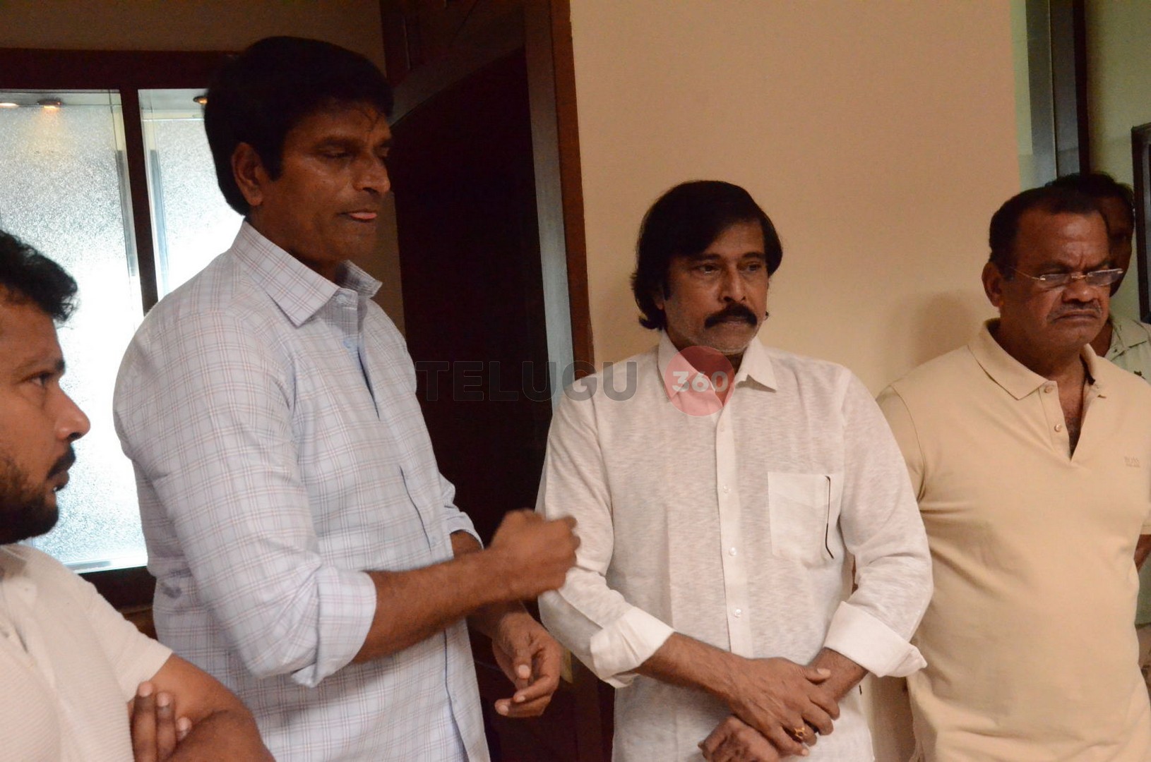 Celebs Pay respect to Chalapathi Rao