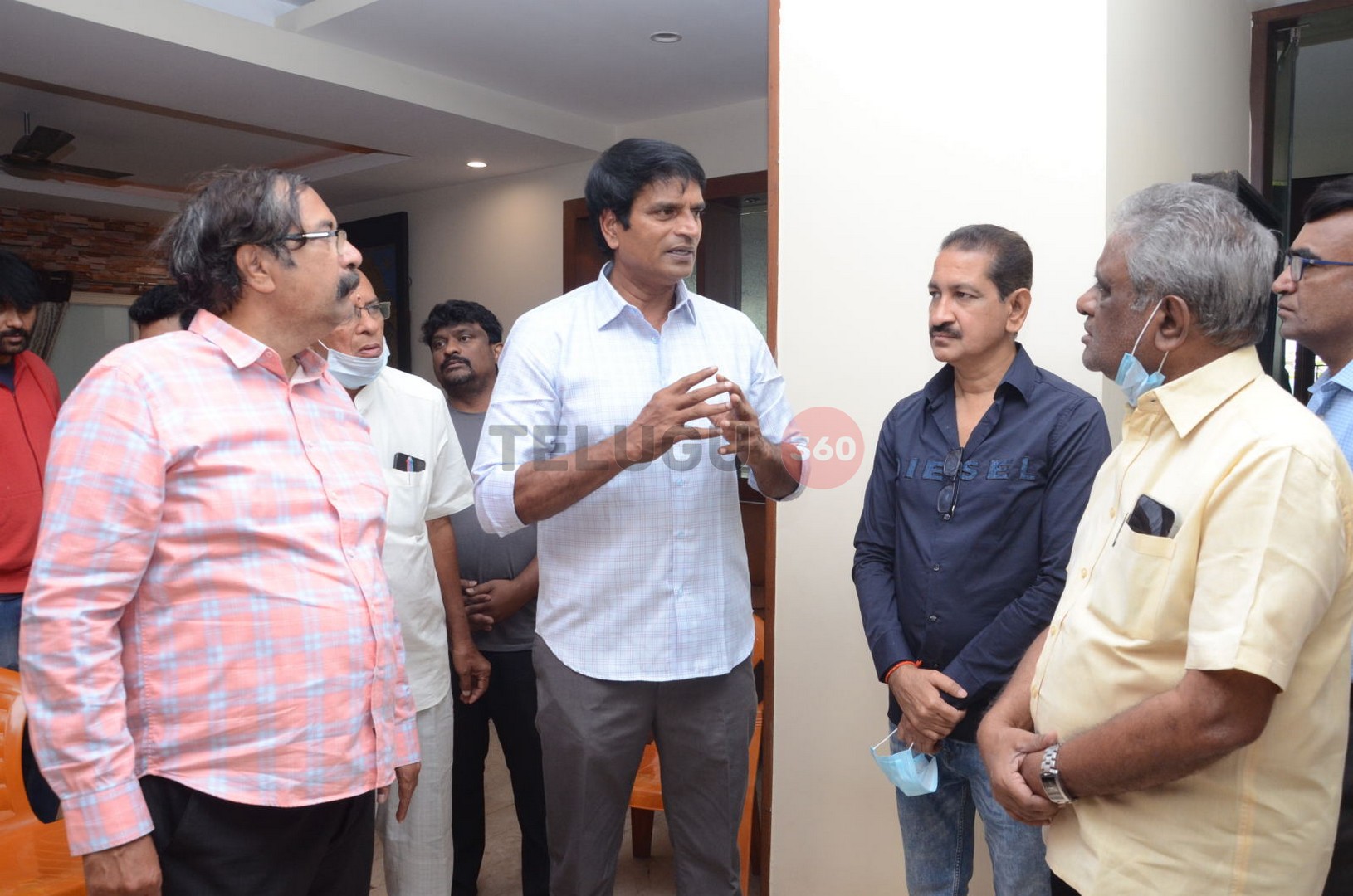 Celebs Pay respect to Chalapathi Rao - Telugu360