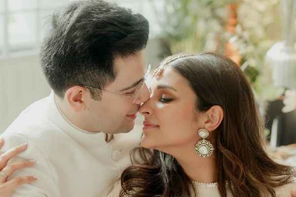 Ragneeti: Raghav Chadha, Parineeti get engaged at a glittering ceremony - Telugu 360
