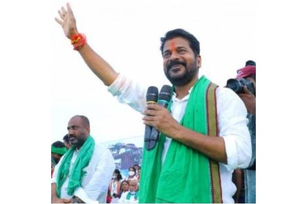 Anti-KCR forces coming together, says Telangana Congress chief - Telugu360