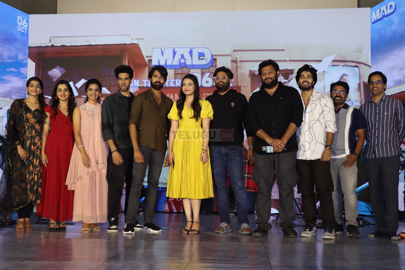 MAD Character Introduction Event