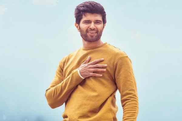Vijay Devarakonda's Enormous Female Fan Following: An Incident at ...