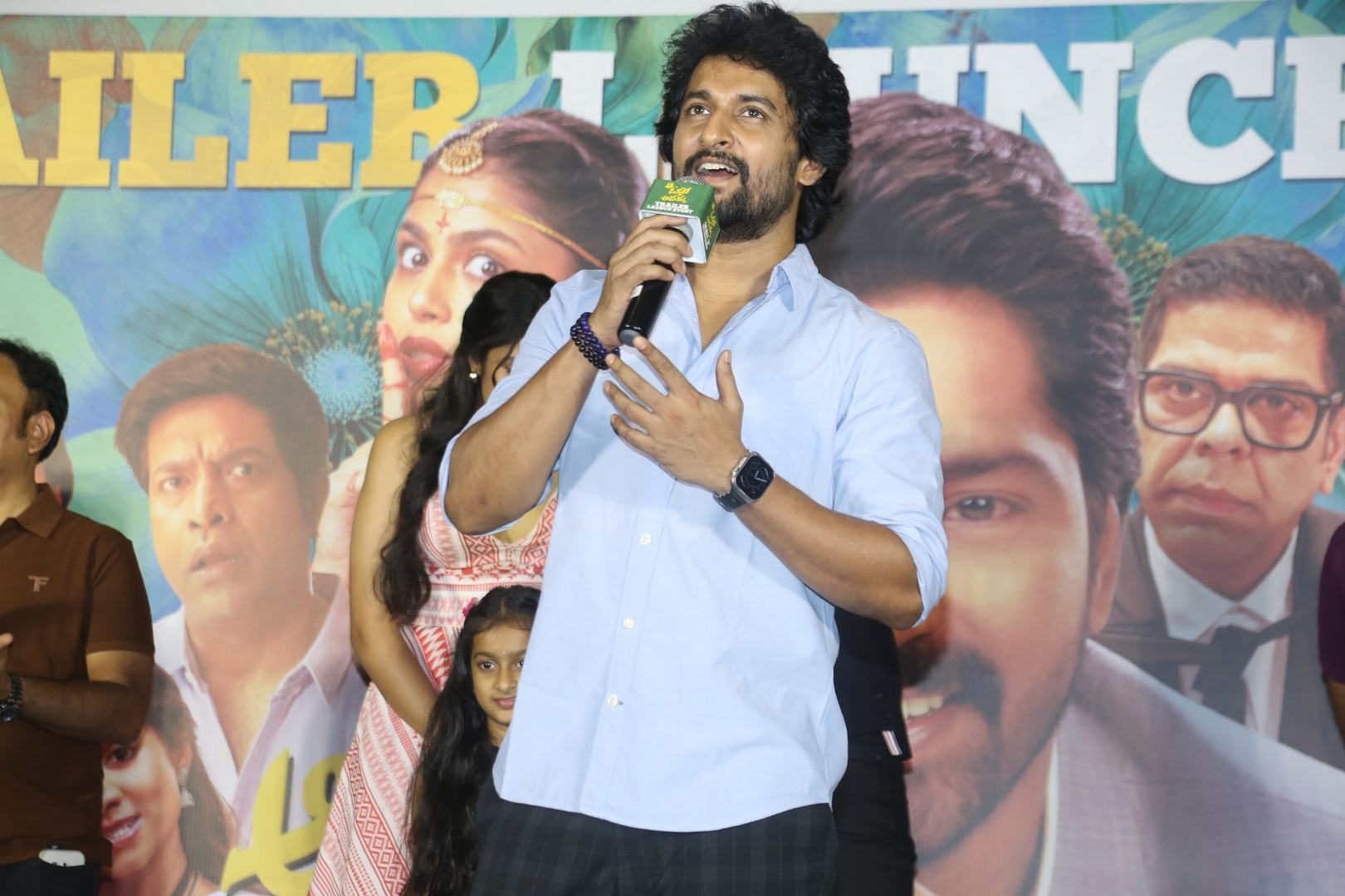 Photos : Aa Okkati Adakku Movie Trailer launch