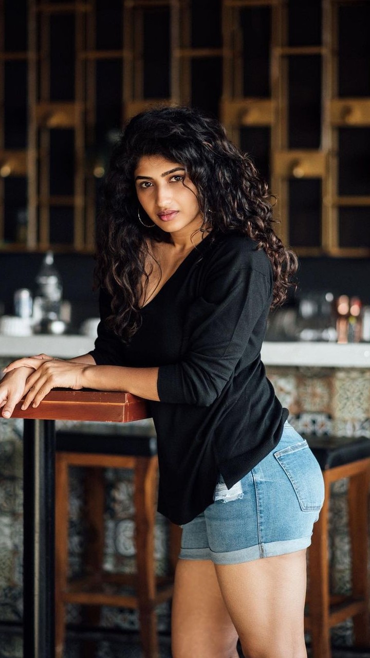 roshini prakash - Telugu360