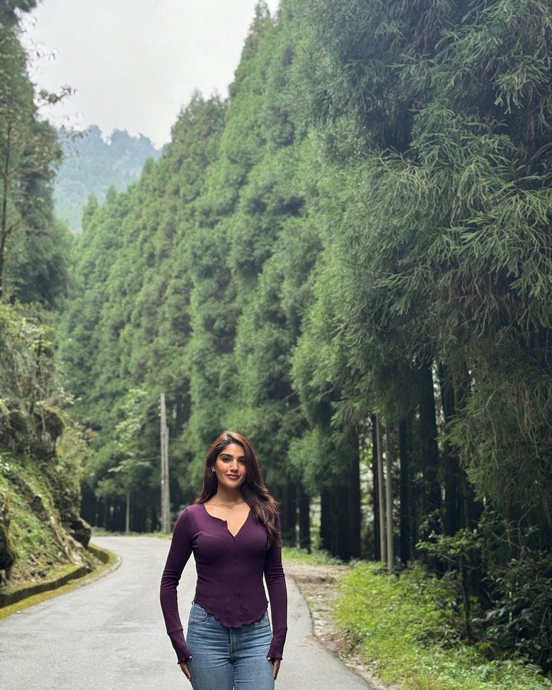 Kalpana Sharma's Sikkim Photoshoot - Telugu360