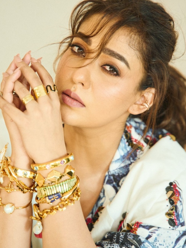 Nayanthara Stylish Look - Telugu360