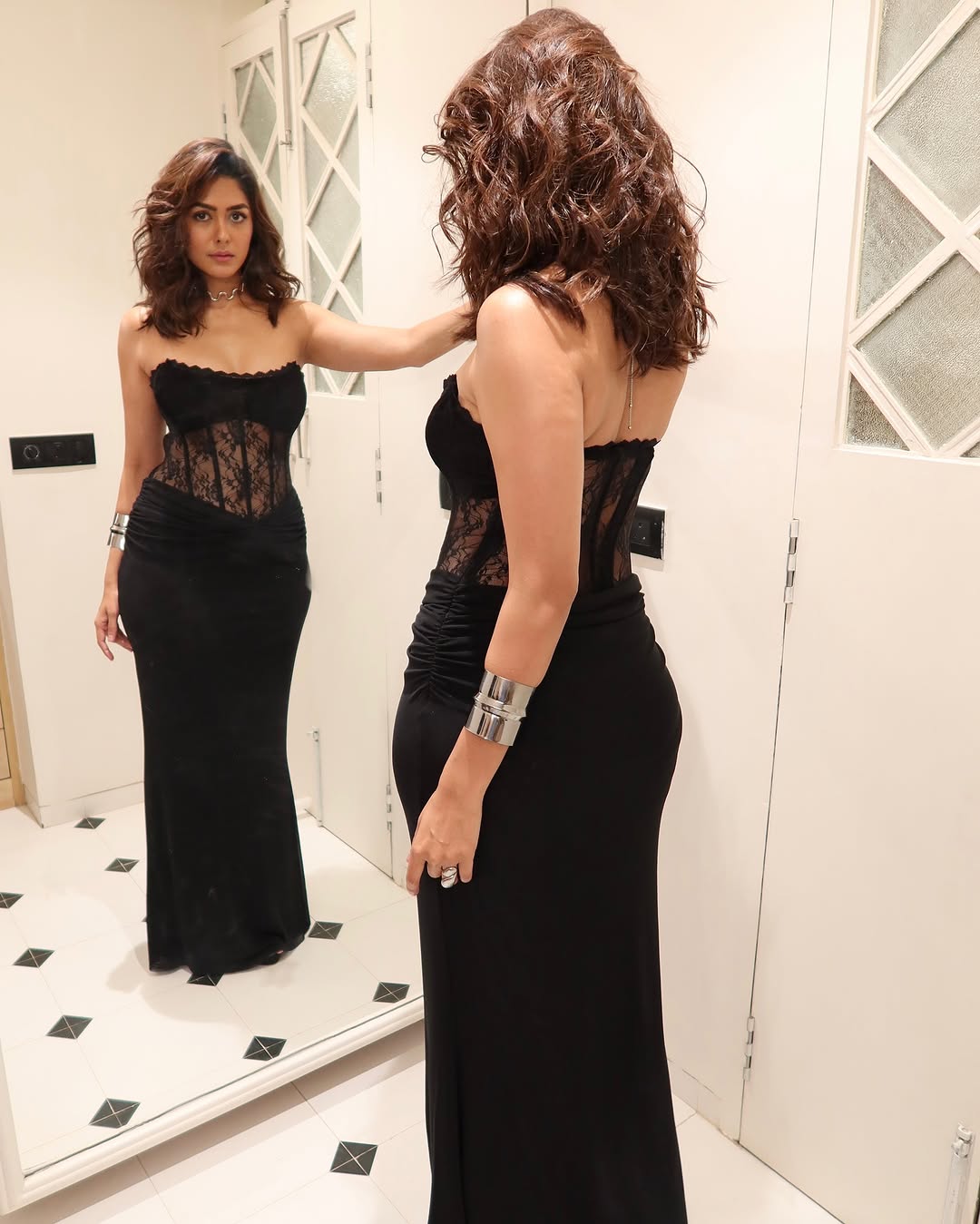 Mrunal Thakur In Maddock Films Celebrations - Telugu360