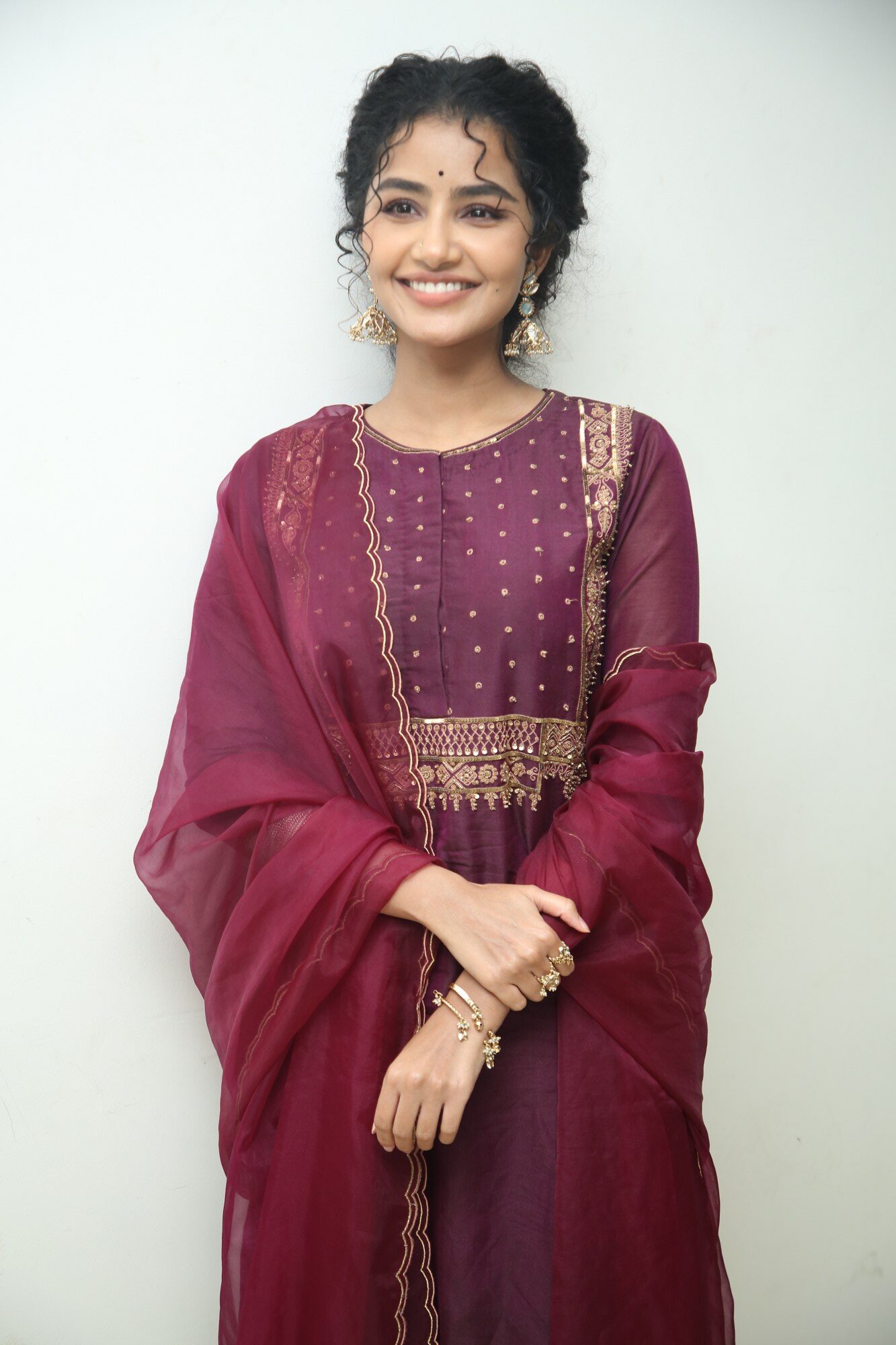 Anupama Parameshwaran In Paradha Movie Promotions - Telugu360